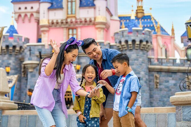 Disneyland Resort Anaheim Tickets in California - Who Will Love This Experience?