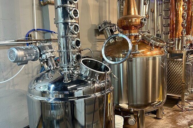 Distillery Tour and Signature Bottle Infusion Experience - Stop 1: Uncharted Alaska Distillery