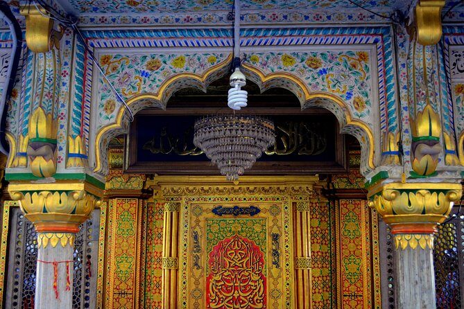 Divine Delhi: Explore Indian Faiths on a Cultural Tour - The Sum Up: A Well-Rounded Cultural Experience