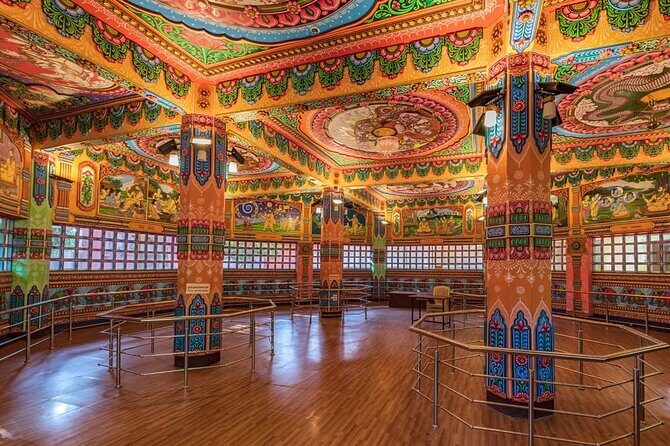 Divine Trail: Pilgrimage from Indore to Ujjain - An In-Depth Look at the Ujjain Pilgrimage Tour