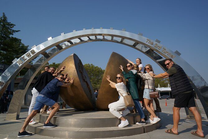 [DMZ Private Full day Tour] & The War Memorial include Lunch - Who Should Consider This Tour?