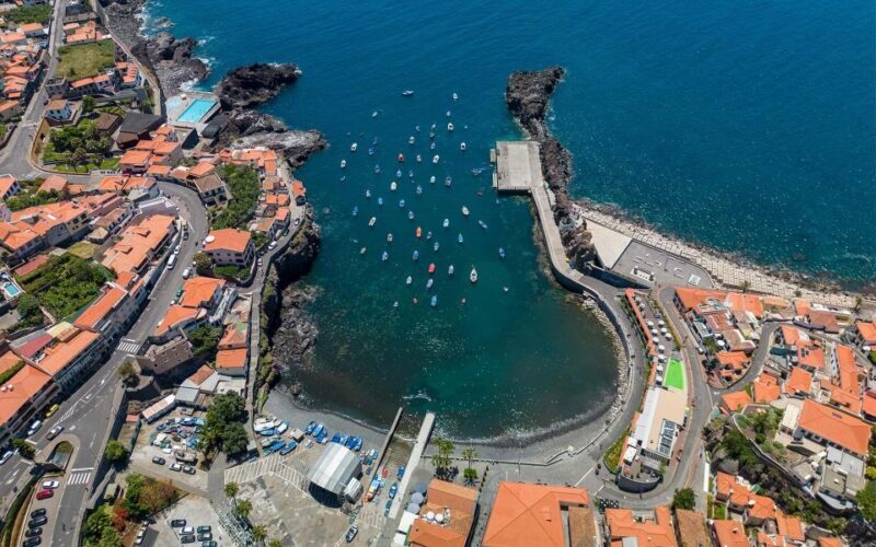 Do Funchal - Câmara de Lobos Fishing Village Tuk Tuk Tour - The Transport & Group Dynamic