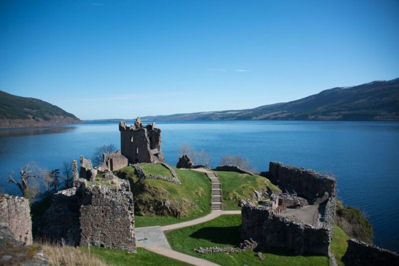 Dochgarroch: Loch Ness and Caledonian Canal 2-Hour Cruise - A Closer Look at the Experience