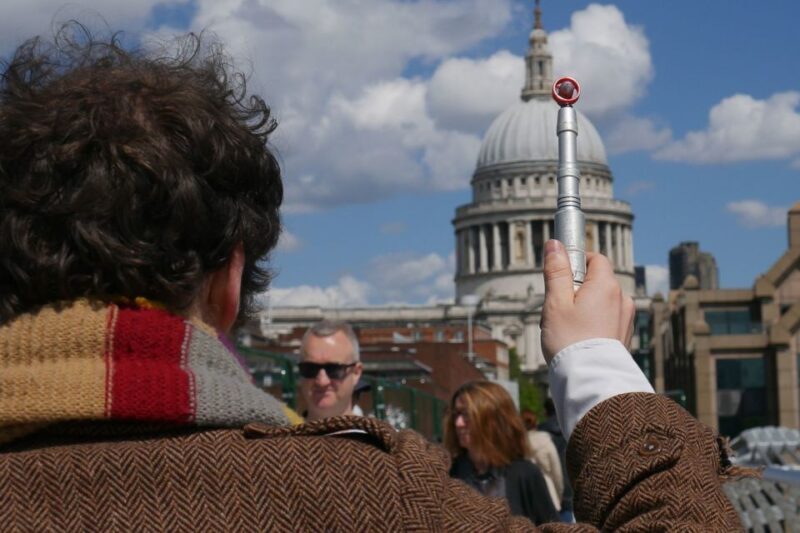 Doctor Who London Walking Tour - The Guides: Knowledge and Enthusiasm Make a Difference