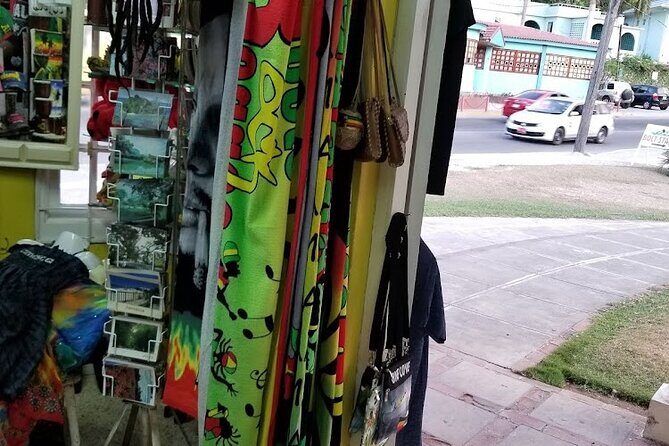 Doctors Cave Beach & Shopping With Transportation in Montego Bay - Analyzing the Value