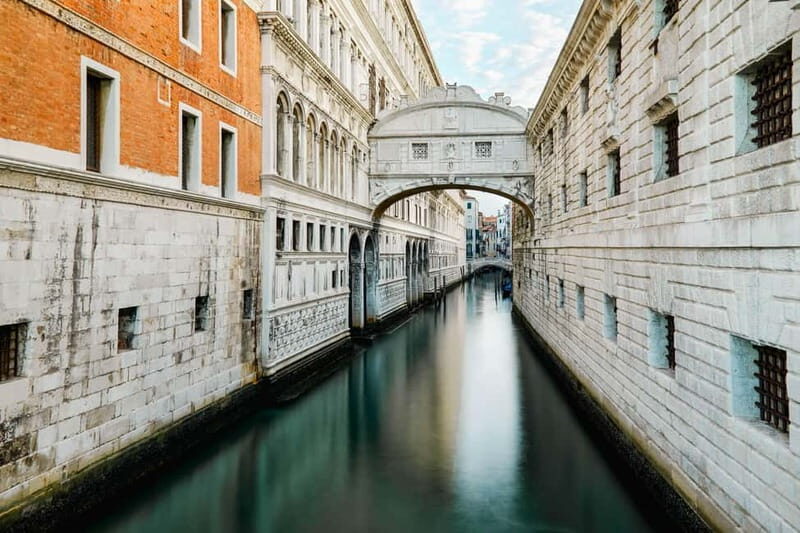 Doge's Palace, Bridge of Sighs & Prison Skip-the-Line Tour - Key Points