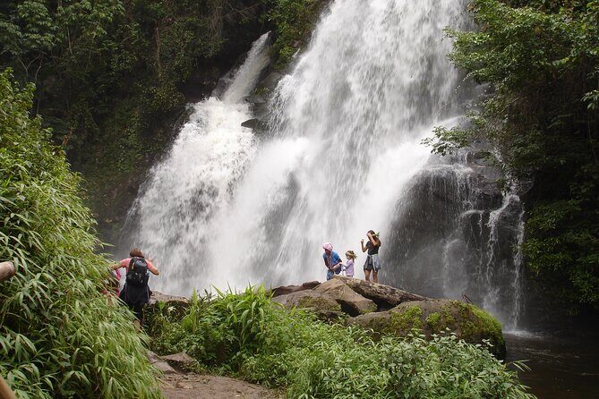Doi Inthanon National park and 2 hours hiking with private tour - Setting Expectations for Your Doi Inthanon Day