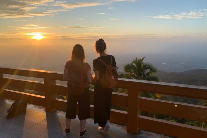 Doi Suthep and Wat Pha Lat Sunrise Private Tour  Half Day - FAQ