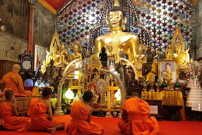 Doi Suthep Temple afternoon tour / Wat Phalat & Monks chanting - An Introduction to the Tour Experience