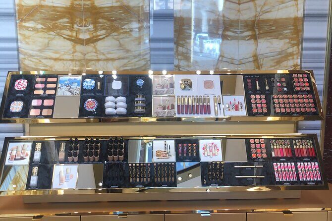 Dolce and Gabbana Rome with personal shopper and make-up artist - FAQs