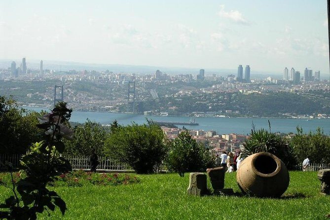 Dolmabahce Palace Tour in Istanbul - A Detailed Look at What You Can Expect