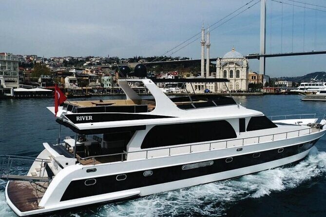 Dolmabahçe Palace Tour & Sunset Cruise on Luxury Yacht - Ortakoy and Surroundings: Scenes from the European Side