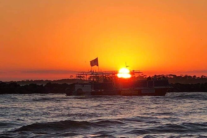 Dolphin & Sunset Cruises in Destin FL aboard the Hydrojet - What to Expect on Your Hydrojet Sunset & Dolphin Cruise