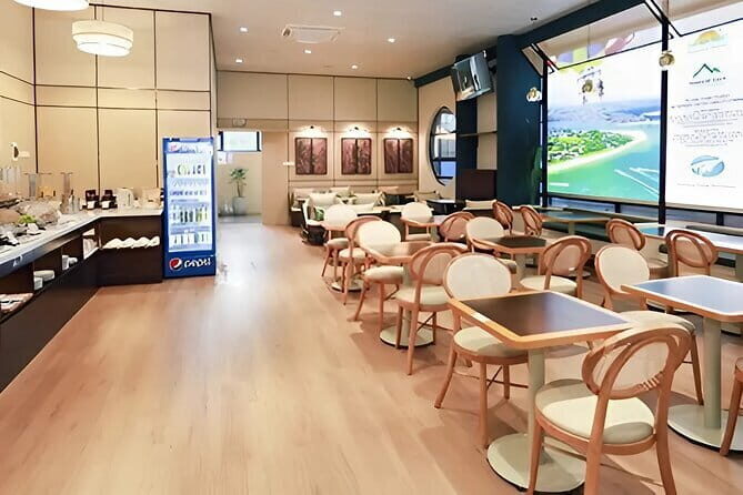 Dong Hoi Airport Business Lounge - An Honest Look at the Dong Hoi Airport Business Lounge