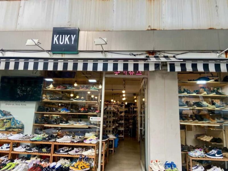 Dongmyo Flea Market Vintage Vibes Local Guided Tour - Key Points