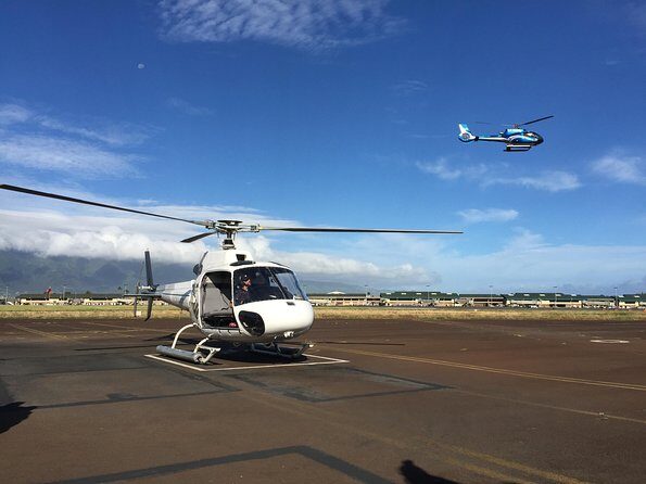 Doors Off West Maui and Molokai 45 minute Helicopter Tour - Experiencing Maui from the Skies: What You Can Expect