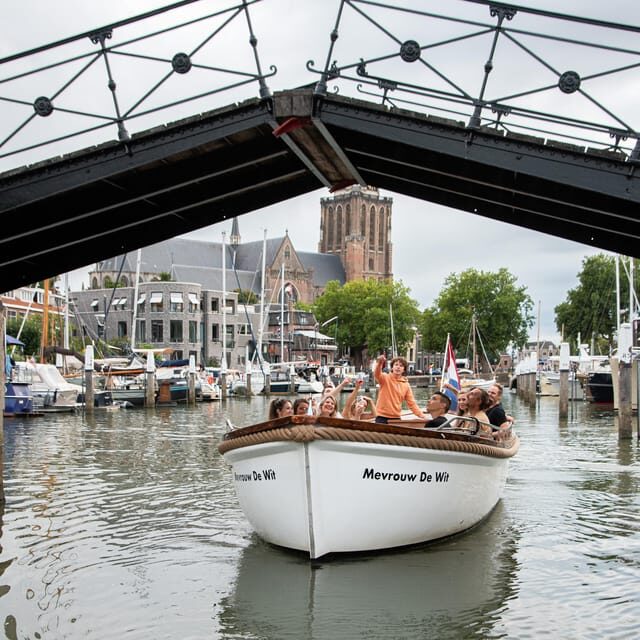 Dordrecht: City Canal Cruise - Key Points