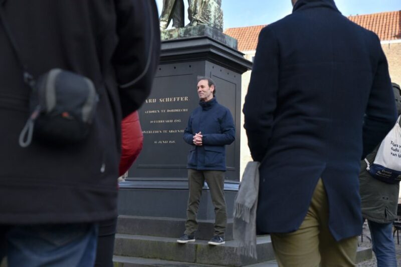 Dordrecht: City Walking Tour with Boat Ride - The Breakdown of the Tour