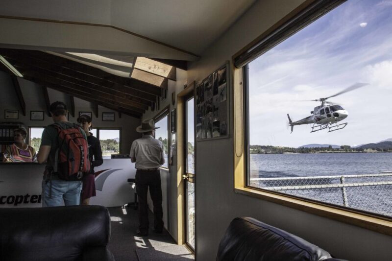 Doubtful Sound: Scenic Flight with 2 Landings - An In-Depth Look at the Scenic Flight Experience