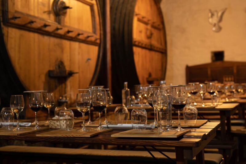 Douro: Quinta de Santa Júlia Lunch, Tour, & Wine Tasting - Exploring the Vineyards and Gardens