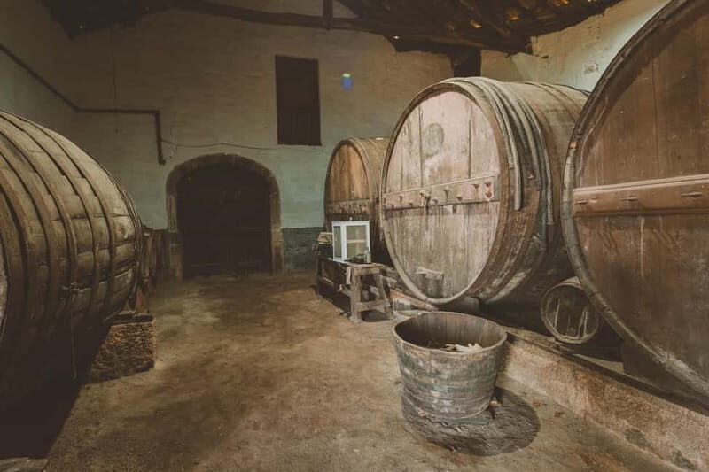 Douro: Traditional Harvest Lunch at Quinta de Sobre a Fonte - What Makes This Tour Stand Out?
