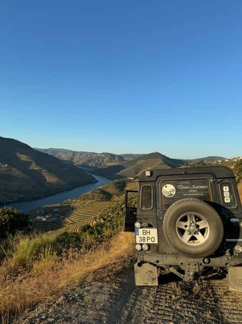 Douro Valley: 4wd Tour, Winery Visit, Boat Ride & Lunch - Key Points