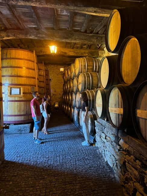 Douro Valley: 4wd Tour, Winery Visit, Boat Ride & Lunch - FAQ