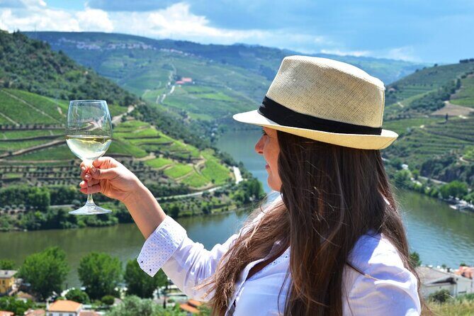 Douro Valley Delights Wine Tasting and Scenic Vistas - Key Points
