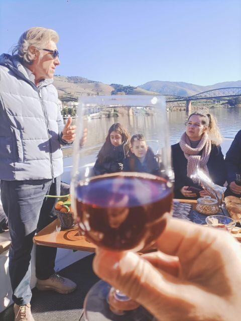 Douro: Wine Tasting and river cruise Experience - Key Points: