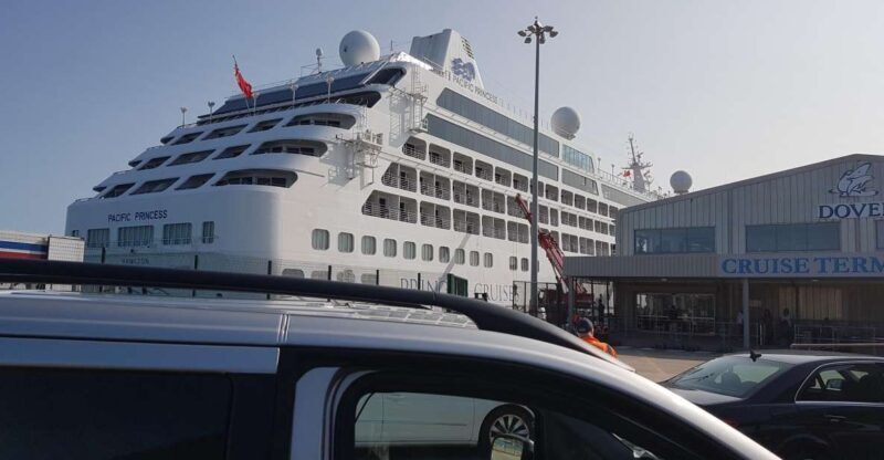 Dover Port to London via Dover & Leeds Castle Private - Key Points