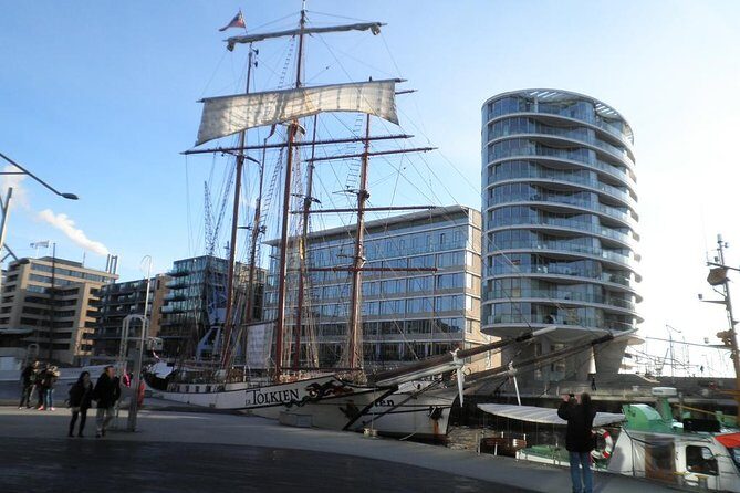 Down Town to Speicherstadt, HafenCity and Elbphilharmonie - Starting at Hamburg Town Hall