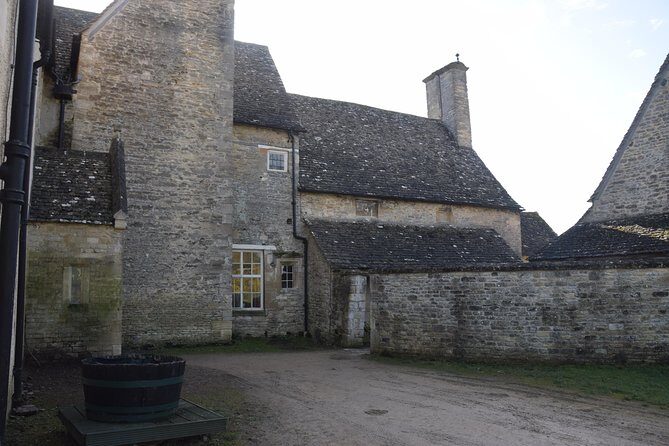 Downton Abbey Town and Country Tour from London by Private Black Taxi - A Closer Look at the Itinerary