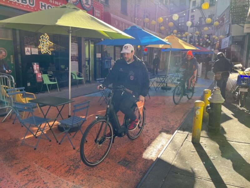 Downtown Bike Tour with Stylish Dutch Bikes! - Who Will Love This Tour?