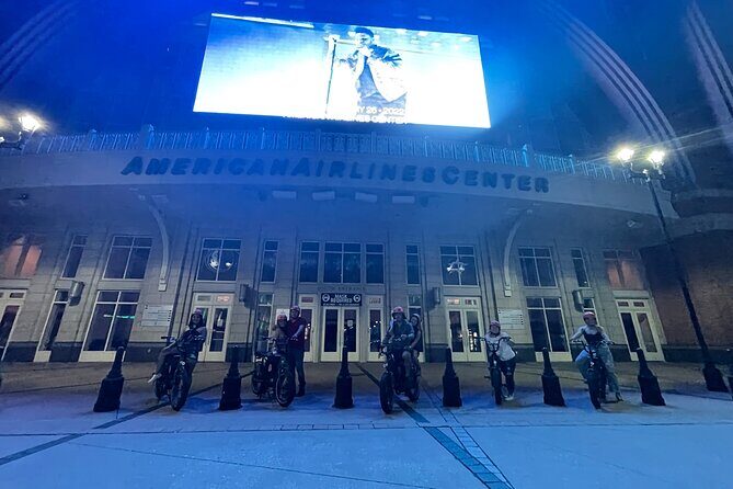 Downtown Dallas Sightseeing & History 2 Hour E-Bike tour - A Closer Look at the Tour Experience