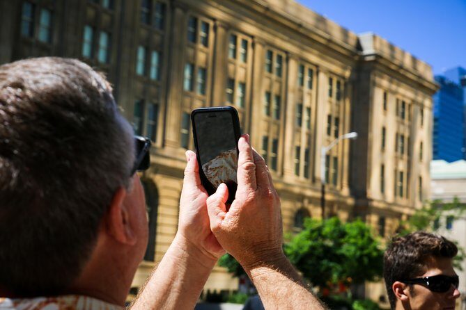 Downtown Toronto Walking Tour - Key Points