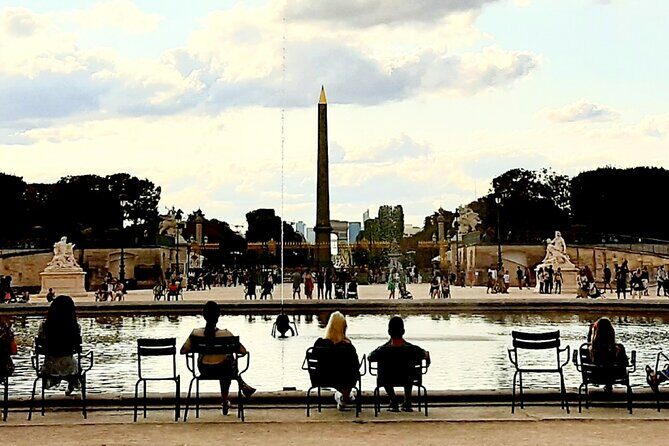 Drawing workshop/creative notebook & cultural walk in the Tuileries - An Artistic Stroll through the Parisian Heart