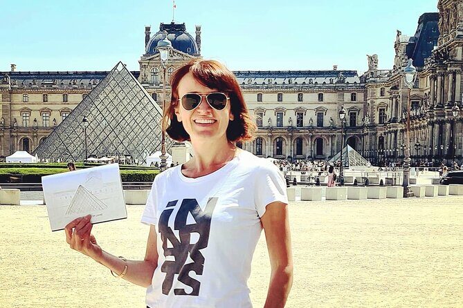 Drawing workshop/creative notebook & cultural walk in the Tuileries - The Authentic Parisian Experience