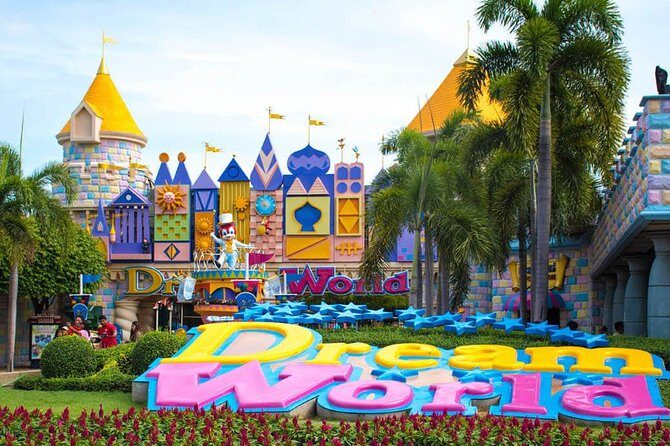 Dream World Theme Park "Super Visa" with Return Transfer & Lunch - An In-Depth Look at the Dream World Experience