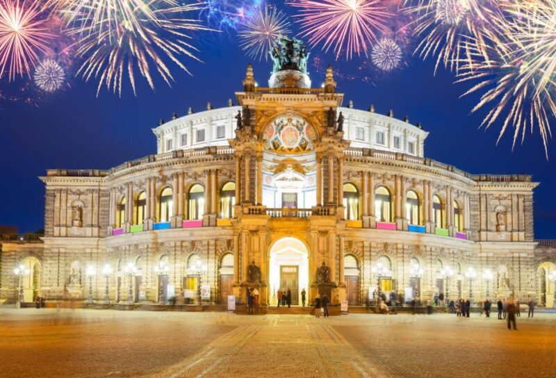 Dresden: Christmas Market Magic Walking Tour with a Local - A Close Look at Dresden’s Christmas Magic