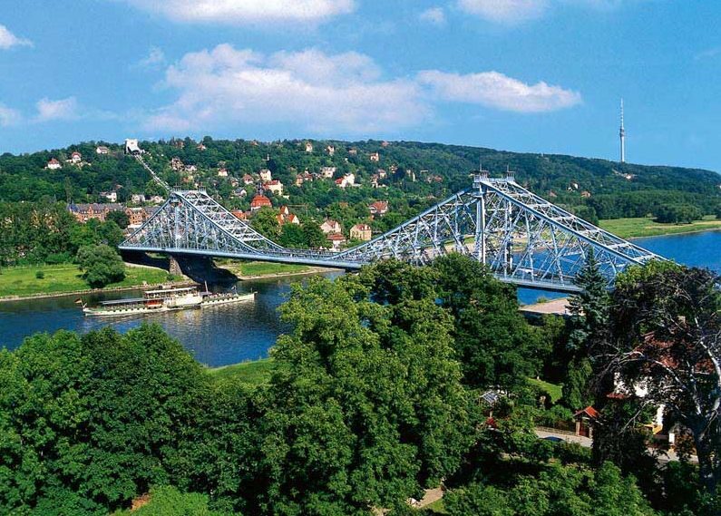 Dresden: City Sightseeing Tour with Live Guide - FAQs
