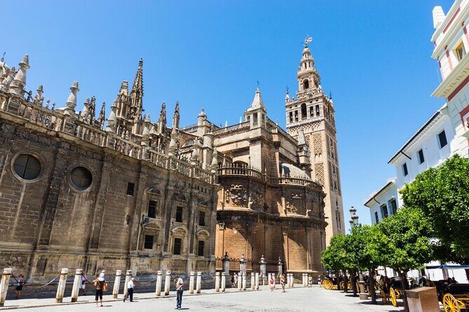 Drinks & Bites in Seville Private Tour - A Stop-by-Stop Breakdown of the Itinerary