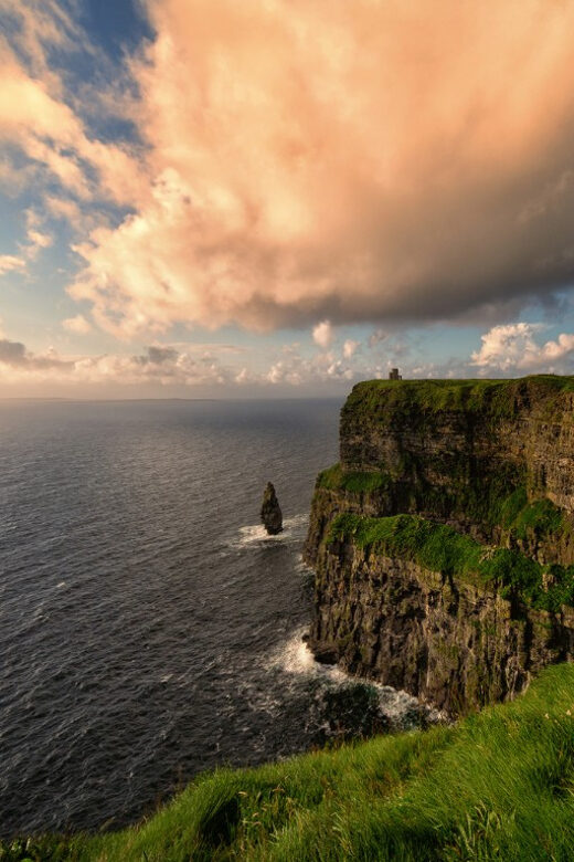 Dublin: Cliffs of Moher, Ennis, & Bunratty Castle Day Tour - Key Points