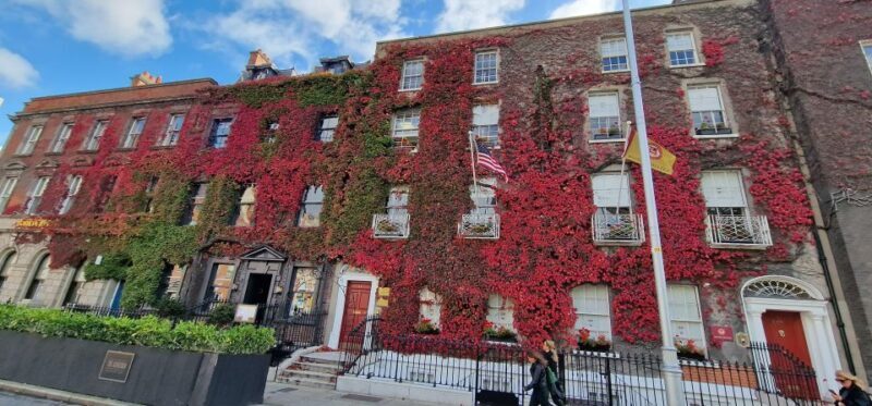 Dublin: Dublin City Highlights Private Guided Walking Tour - Authentic Insights from Past Travelers
