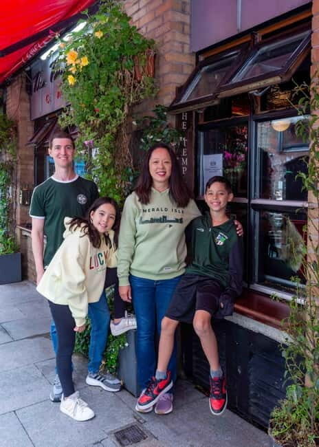Dublin: Family Photoshoot with Edited Photos - Exploring the Experience: What to Expect