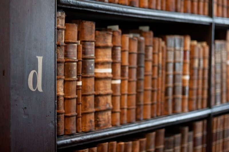 Dublin: Fast-Track Book of Kells Ticket & Dublin Castle Tour - FAQs