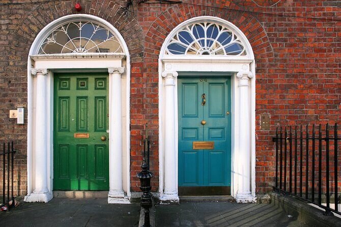 Dublin Georgian Quarter Walking Tour in Spanish - Exploring the Georgian Quarter in Detail