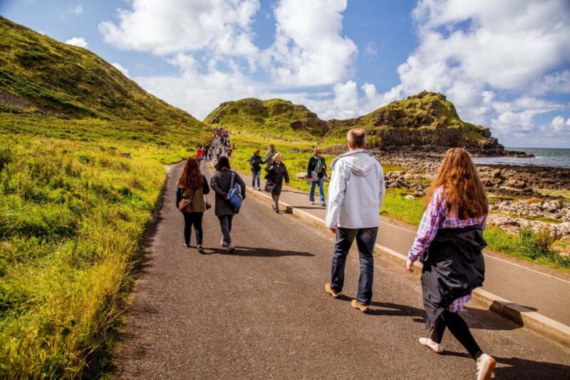 Dublin: Giant's Causeway & Belfast (Titanic or Black Taxi) - Frequently Asked Questions