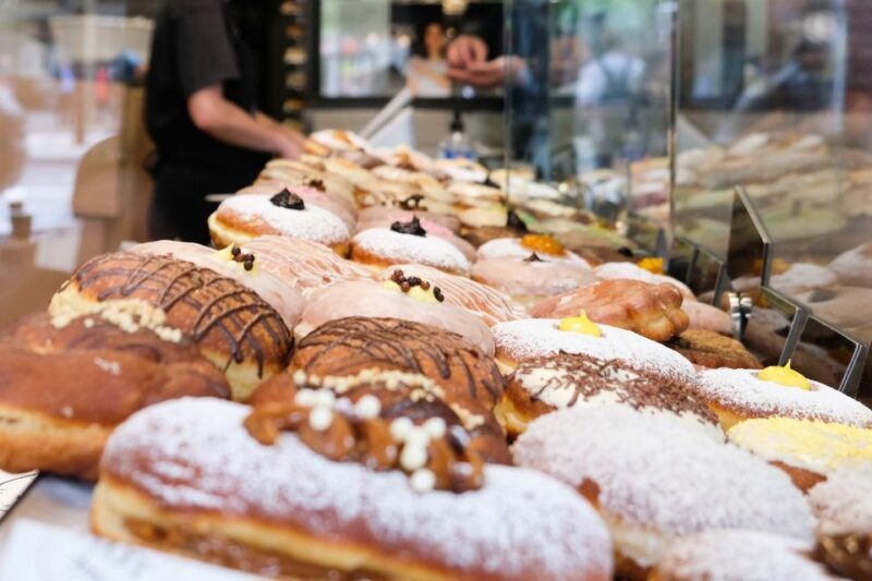 Dublin: Guided Delicious Donut Tour with Tastings - Exploring the Dublin Donut Tour in Detail