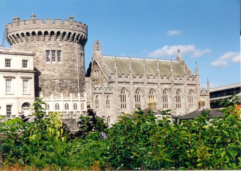 Dublin: Highlights and Hidden Corners Walking Tour - Who Would Love This Tour?