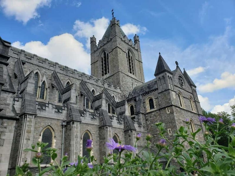 Dublin: Historic Landmarks & Revolution Stories Walking Tour - Authentic Experiences and Traveler Feedback